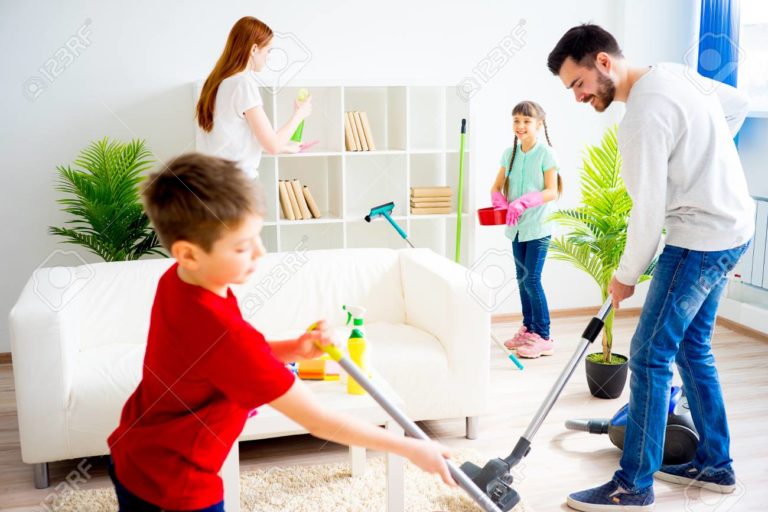 Family cleaning house | Quality Services LLC | Quality Services LLC